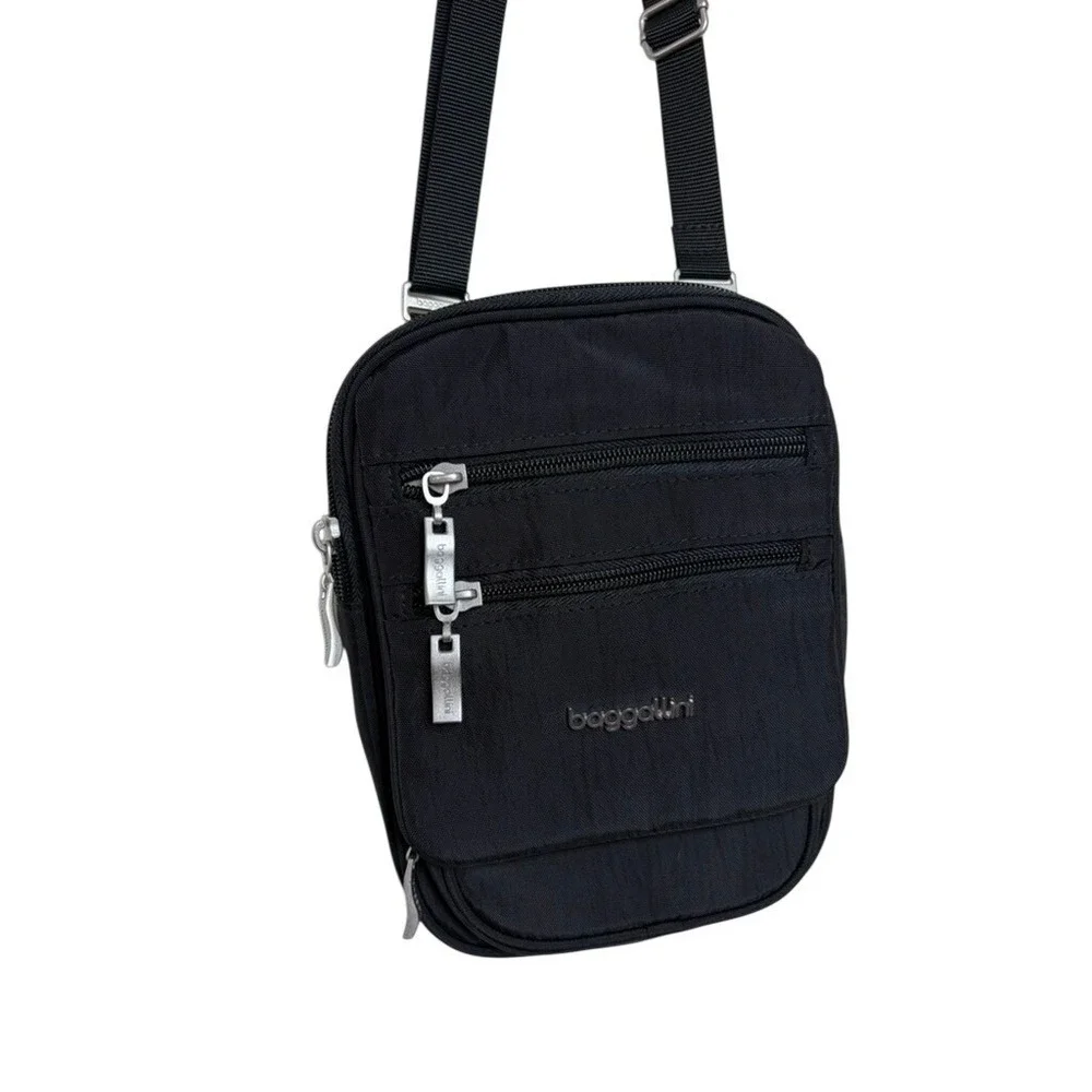 Baggallini | Bags | Baggallini Rfid Journey Crossbody Bag Black Nylon ...